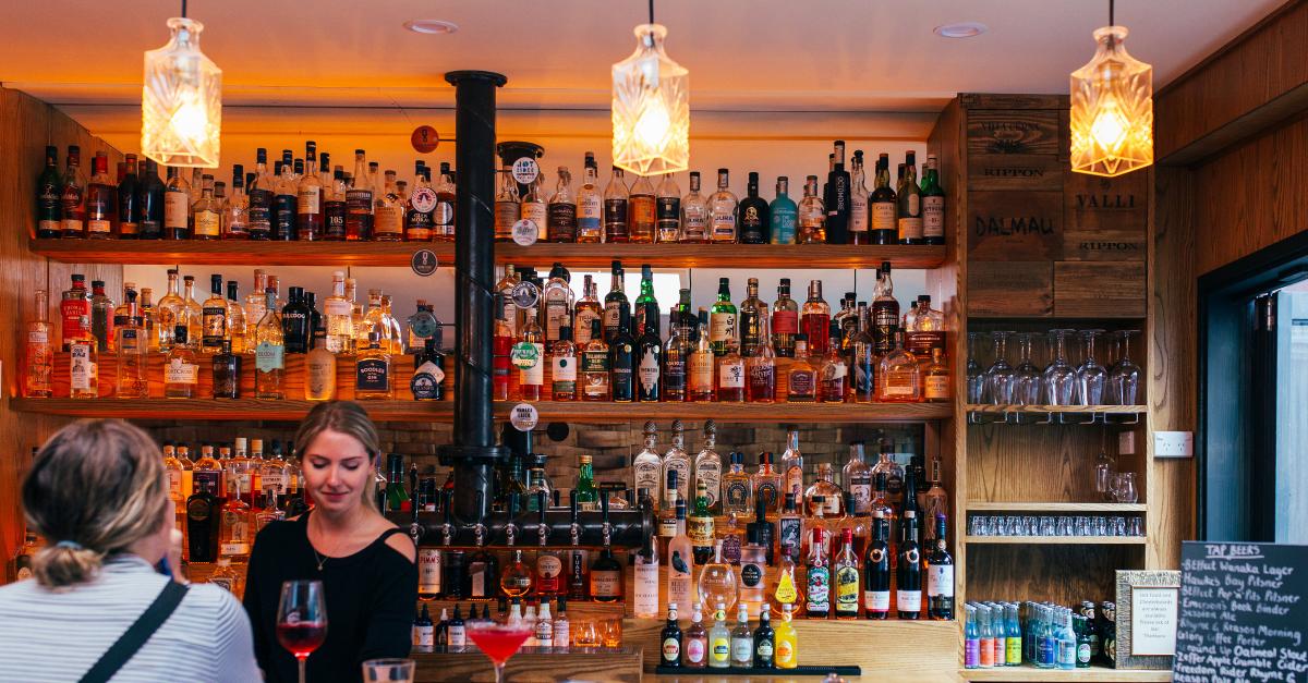 Cork Bar | Explore | Wanaka Official Website